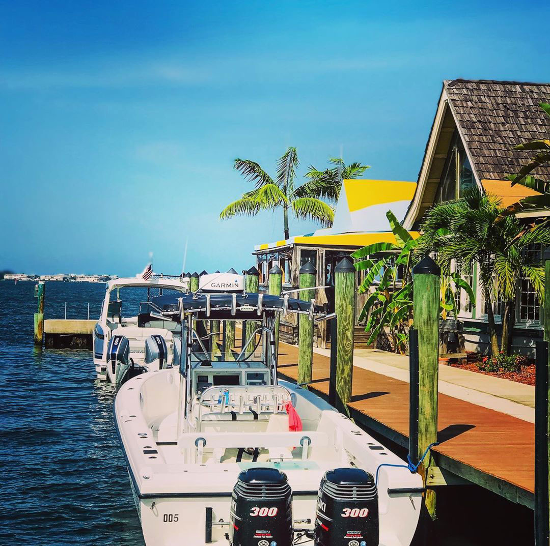 Boat On Up for Your Dockside Carry-Out at These Restaurants in Florida ...