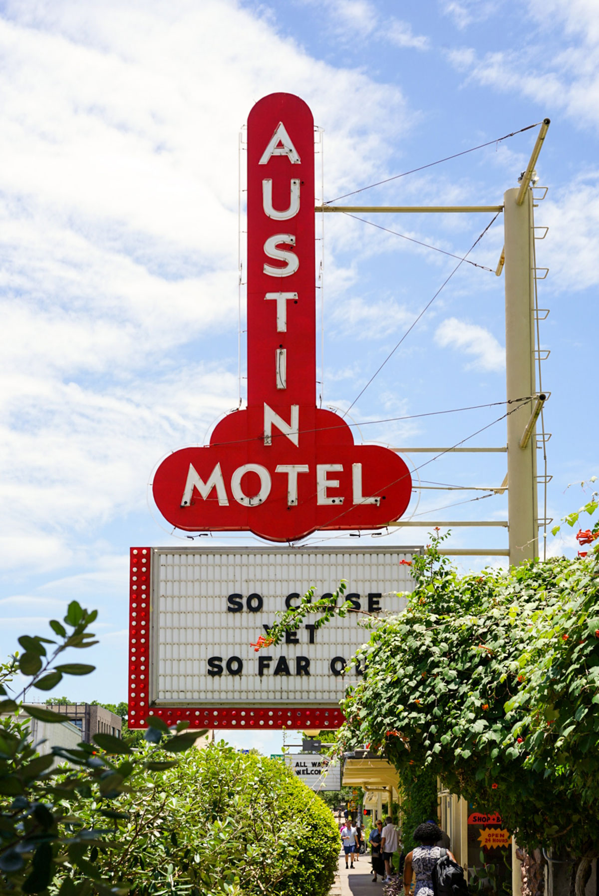 Mid Century Motor Court Motels Are Making A Comeback In The Us Here In