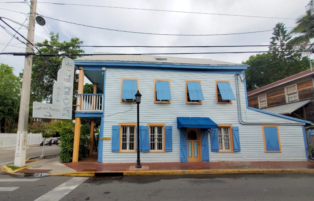Stay in this Vibrant Key West Paradise: The Best Spot to Expore Duval ...